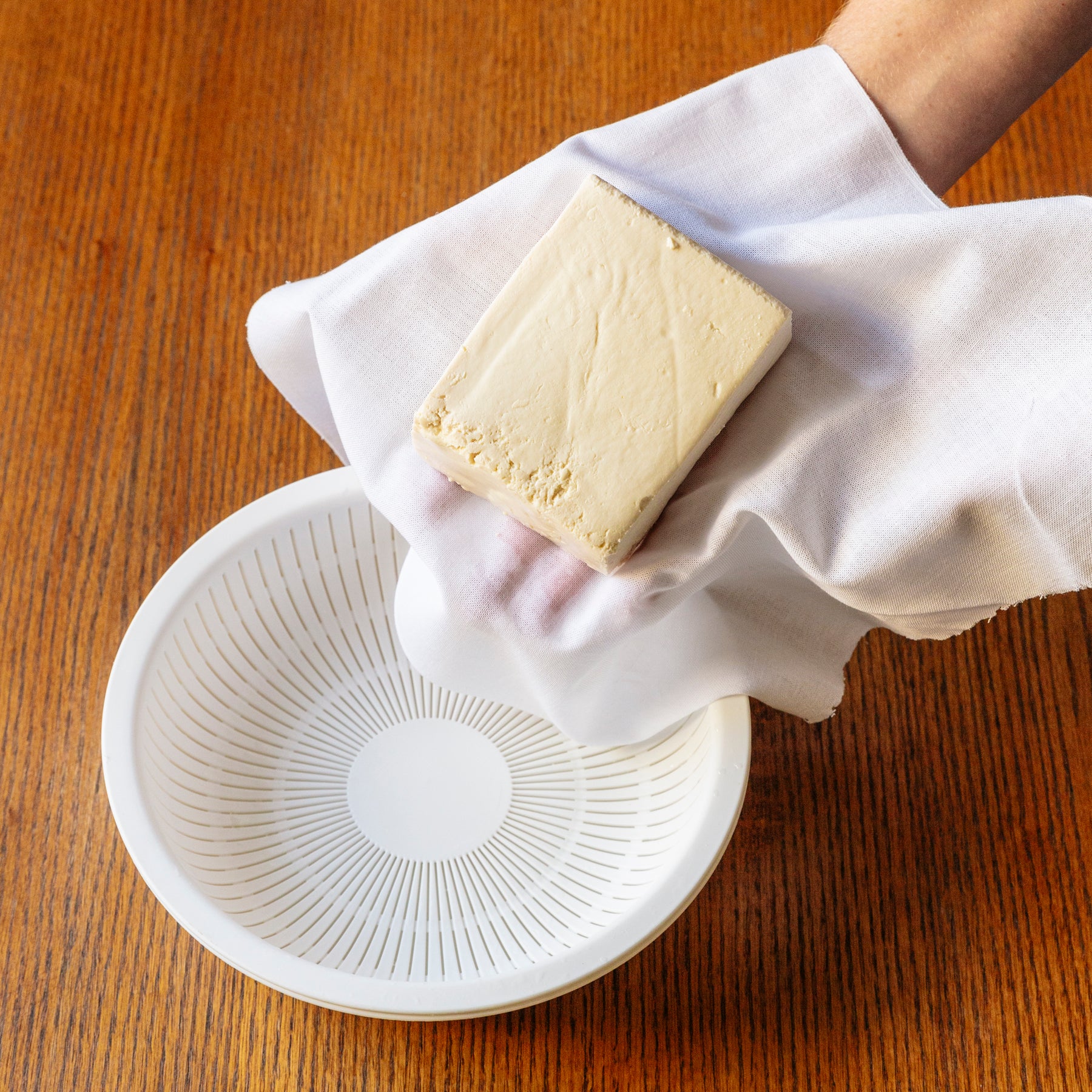 Sarashi Cotton Cloth | Japanese Cheesecloth | Kadono – The Japanese Pantry